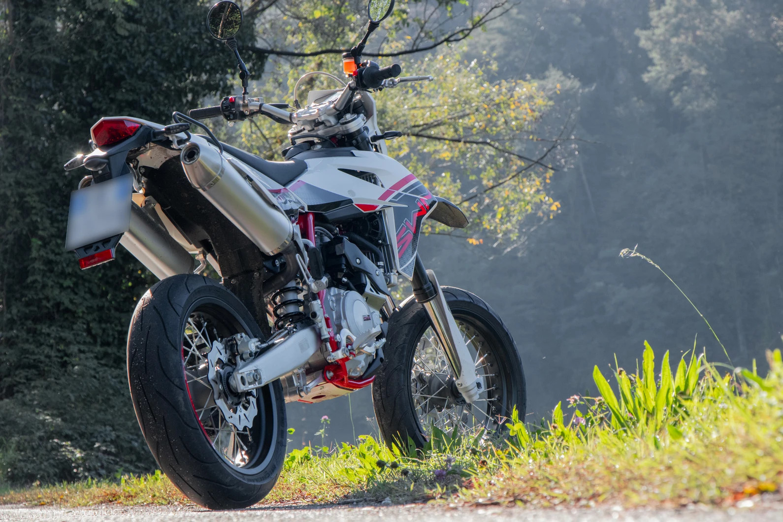 SWM SM 500 R VAtm: Διαθέσιμο με σημαντική μείωση στην τιμή του | MOTOMAG