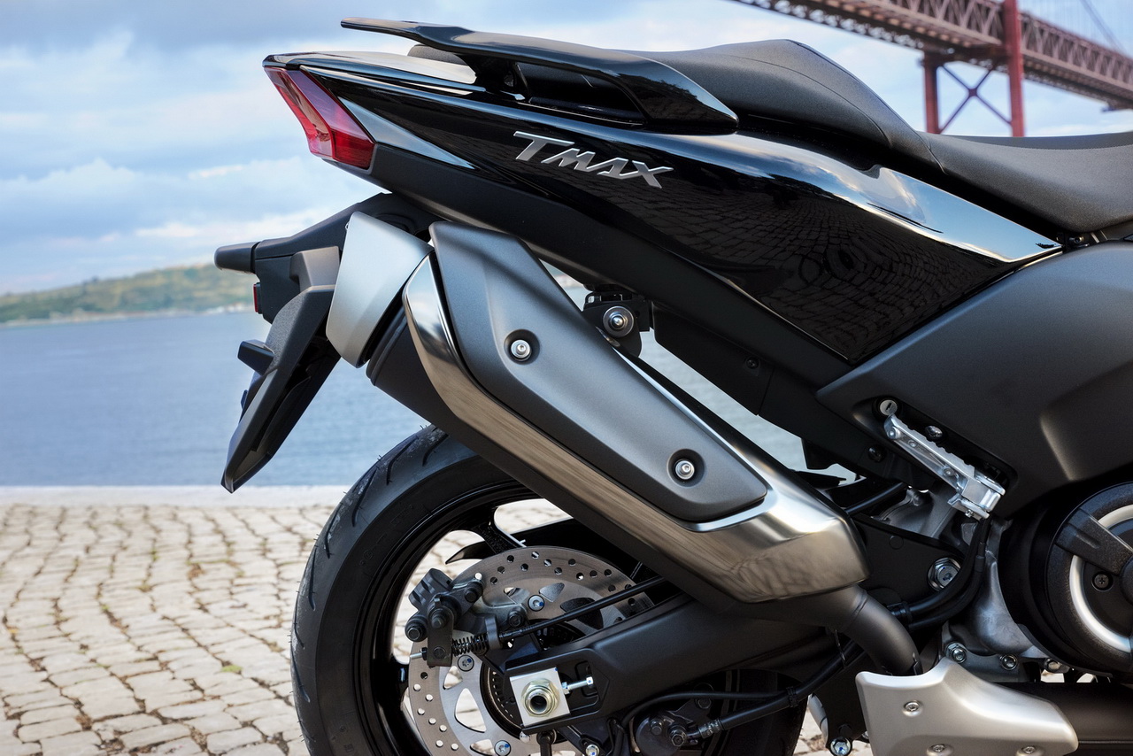 Yamaha TMAX DX 2017: Όλες οι φωτογραφίες | MOTOMAG