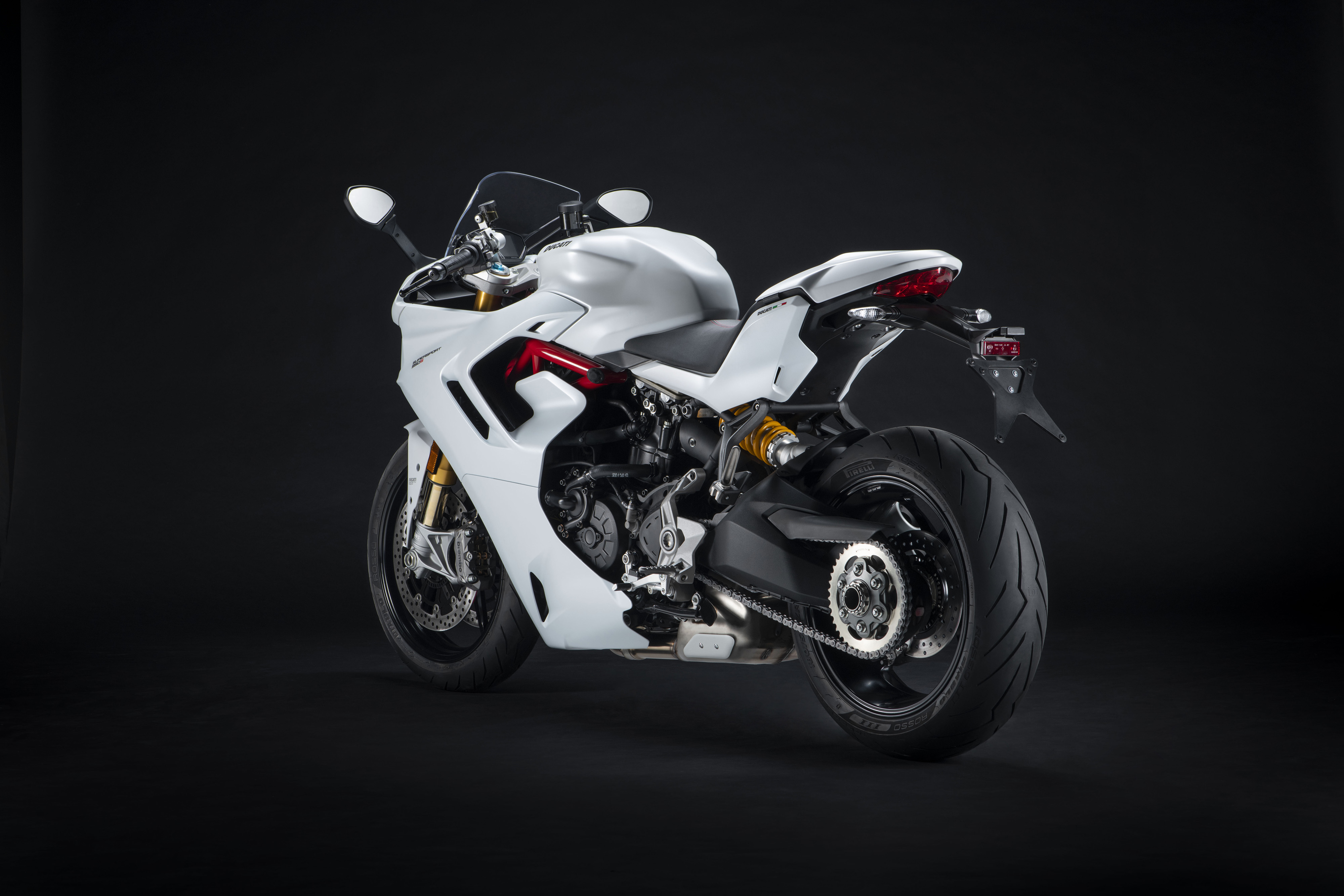 Ducati Supersport 950 2021 Full Gallery | MOTOMAG