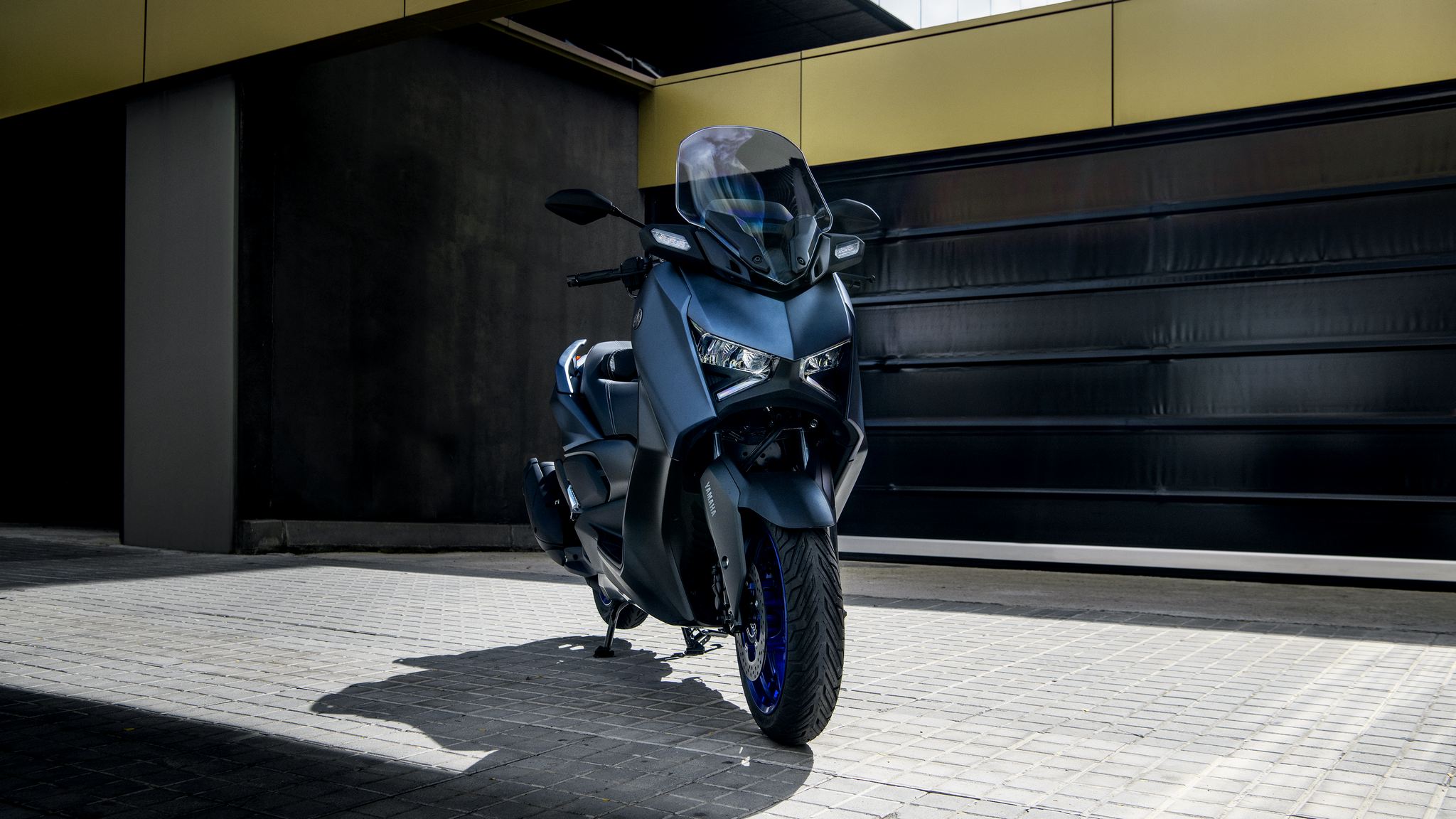 Yamaha XMAX 2023 | MOTOMAG