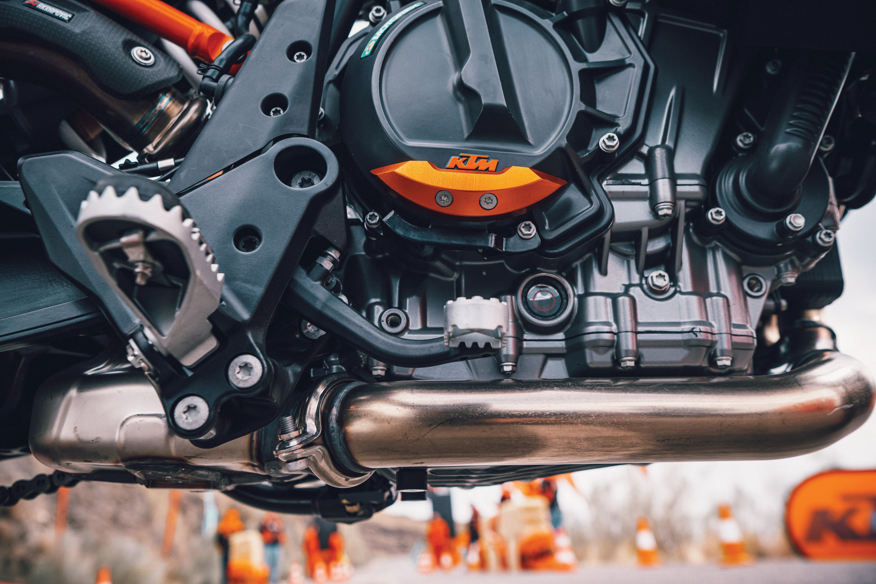 KTM 890 SMT - Η επίσημη παρουσίαση | MOTOMAG