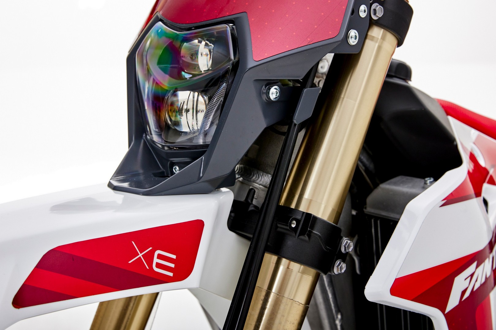 EICMA 2023: Fantic XE 300 - Ο πρώτος απογαλακτισμός από τη Yamaha | MOTOMAG