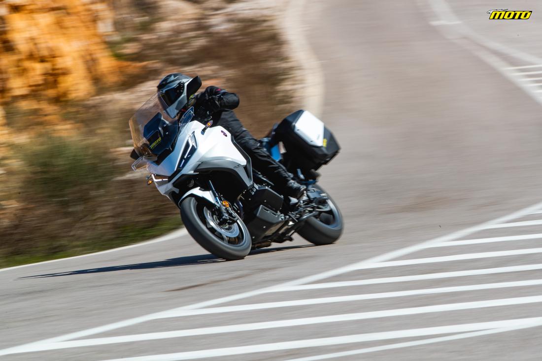 Honda CB1000X - Επανέρχεται στο προσκήνιο το τετρακύλινδρο crossover ...