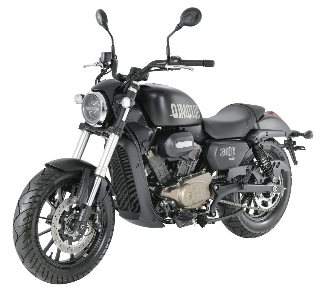 QJMOTOR SRV 300 2023: Ένα μοντέλο στην κατηγορία των Cruiser | MOTOMAG