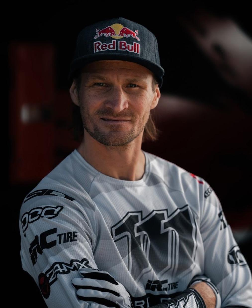 Taddy Blazusiak - Τερματίζει τη συνεργασία του με τη Stark Future ...