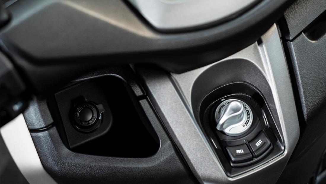 Yamaha NMAX 125 Euro 5 - Σε τιμή προσφοράς με όφελος 410 ευρώ | MOTOMAG