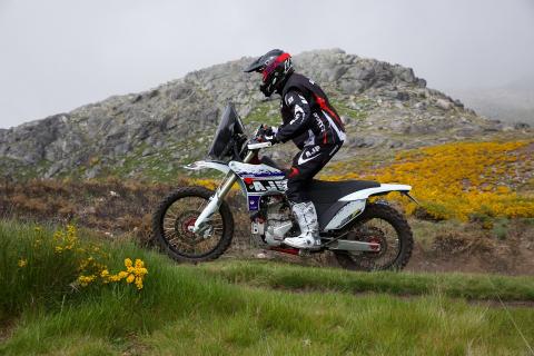 AJP - Η τιμή του ανανεωμένου PR7 650 Adventure στην Ελλάδα | MOTOMAG